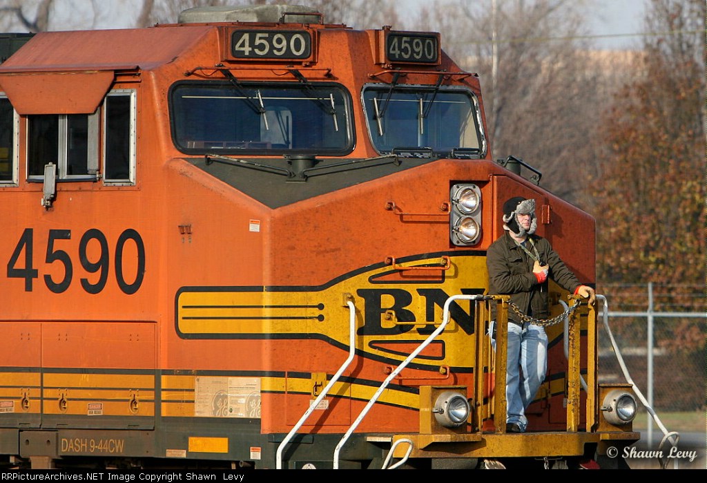 BNSF 4590
